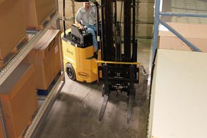 CLARK NPX20 Electric Narrow Aisle Forklift - Westerra Equipment