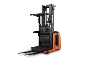 Linde V10 Standard Mast Electric Order Picker - Westerra Equipment