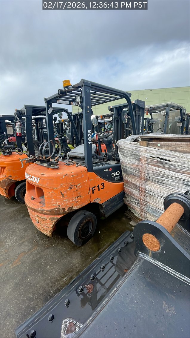 2010 Doosan G30E-5 - Williams Machinery
