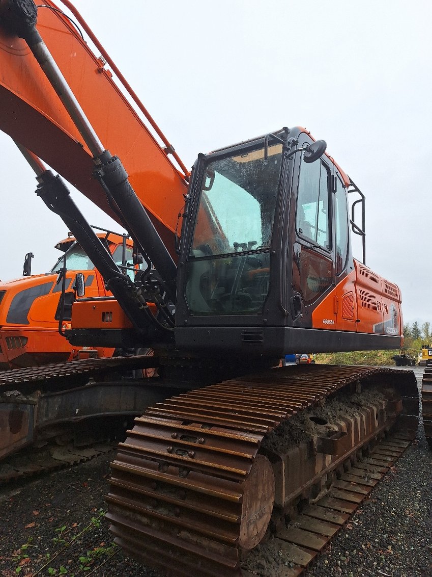 2018 Doosan DX350 - Williams Machinery