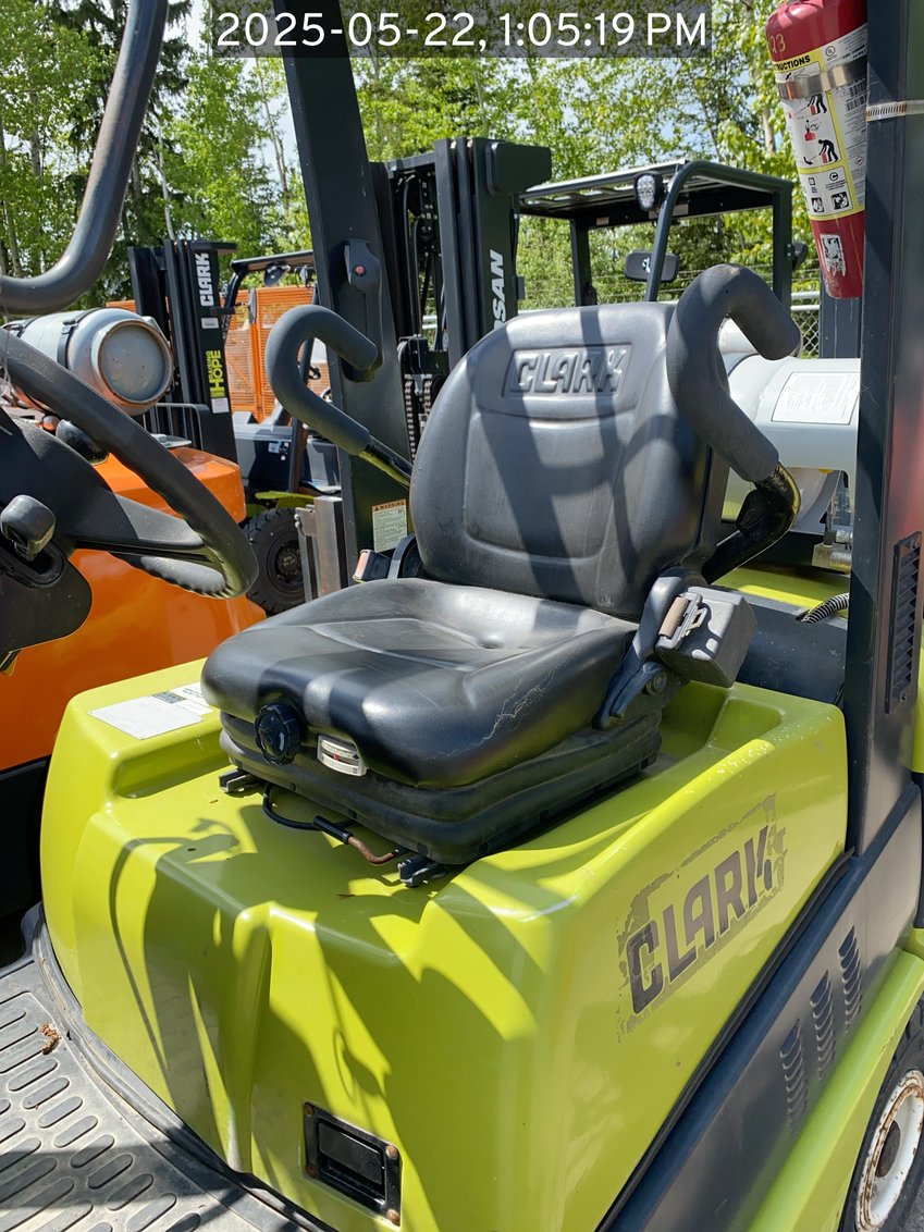 2014 Clark C25 - Williams Machinery